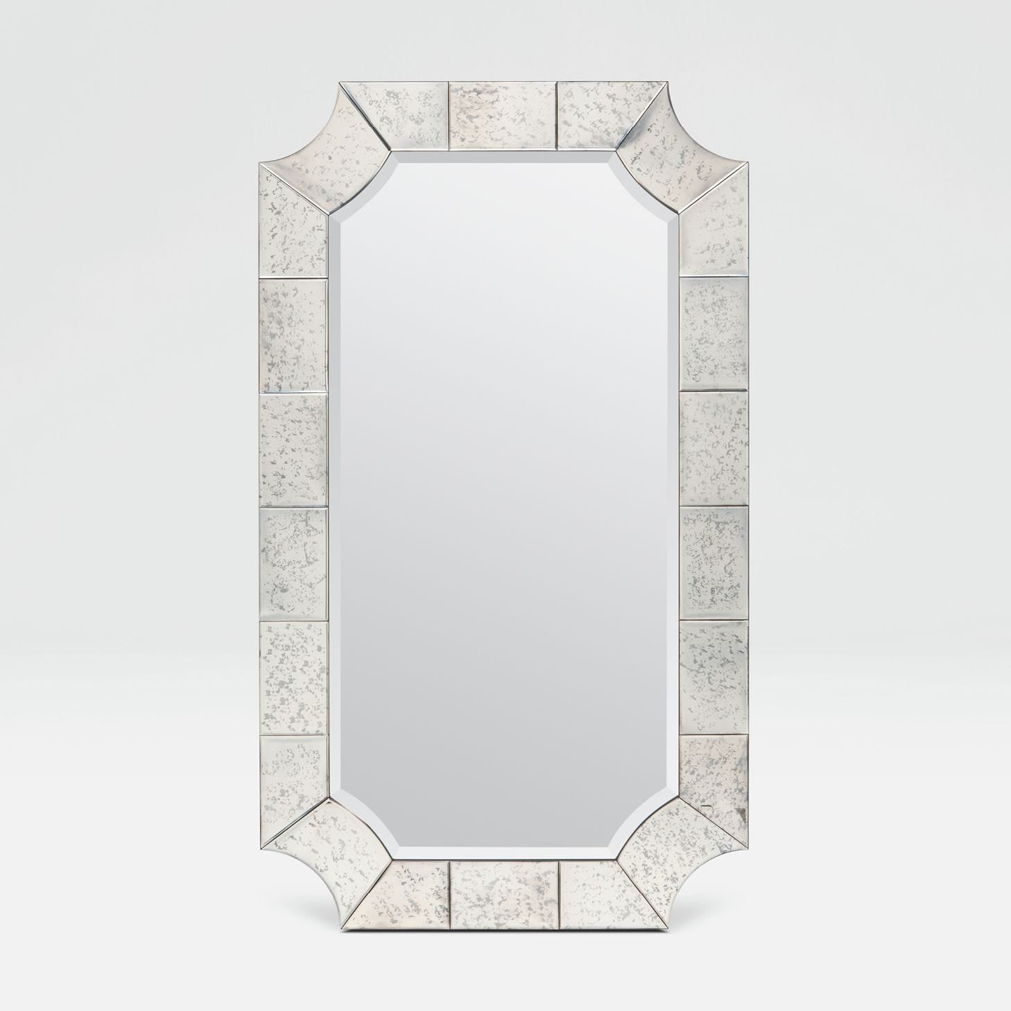 Gisbert Light Antiqued Rectangular Mirror – Casa Miscellany